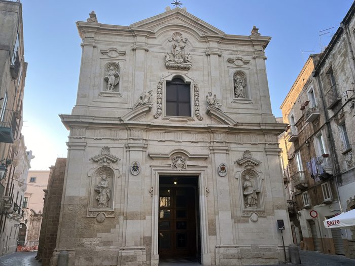 Cosa vedere a Taranto a piedi in un giorno e dintorni